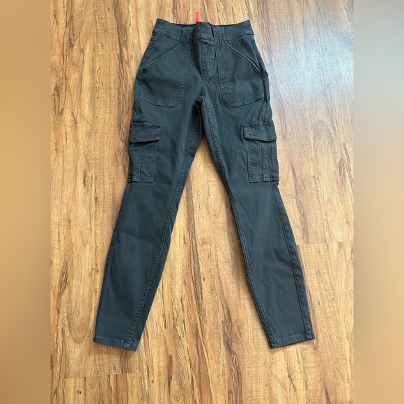 SPANX | Pants & Jumpsuits | Spanx Stretch Twill Cargo Pants | Poshmark
